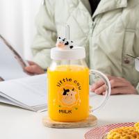 China Heat Resistant Transparent 560ml Milk Juice Glass Bottle With Straw for sale