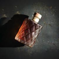 China LFGB Liquor Empty Glass Wine Bottles 200ml Cork Sealing Type for sale