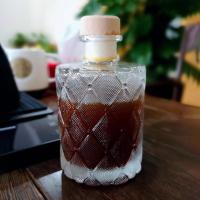 China LFGB Liquor Empty Glass Wine Bottles 200ml Cork Sealing Type for sale