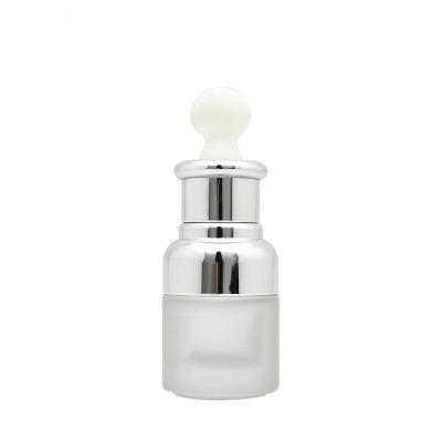 China Cosmetic Packing Essential Oil Glass Bottles 15ml 30ml 50ml With Screw Cap for sale