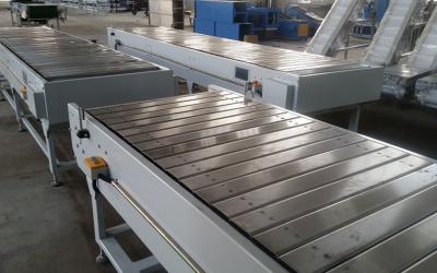 China Plate Chain Conveyor Production Line For Motorcycles Automobile Heavy Parts Transportation for sale