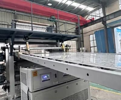 China 500-1000Kg/H UV Board Extrusion Line With PLC Control Touch Screen 6 Heating Zones for sale