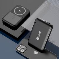 China Electronic Powerful Cell Phone Portable Battery Charger 9V Output for sale