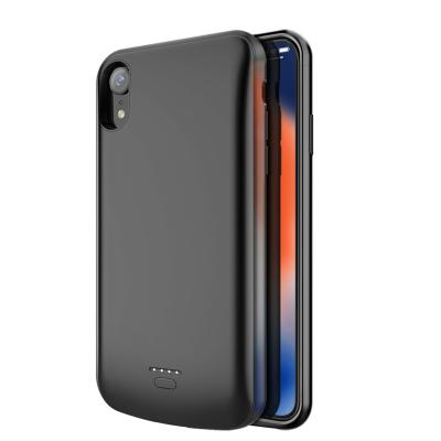 China CE 5000mAh Iphone Xr Wireless Charging Case / PC Material Iphone External Battery Case for sale