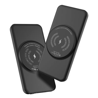 China OEM ODM Magnetic Wireless Charger Power Bank 10000mAh 15w Wireless Power Bank for sale
