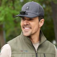 China USB Rechargeable Solar Powered Baseball Cap with Built-in Solar Panel for sale