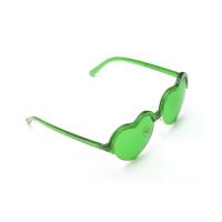 China Sun Glasses Women Heart Uv400 Glasses Trendy Sunglasses Light Enhancing Glasses for sale