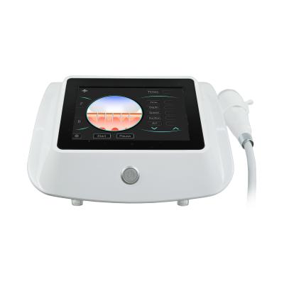 China Rf Microneedle Therapy Skin Tightening Machine Vaccum Head Golden for sale