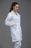 China 100 Clean Room Garments Straight Open Buttons In Pharmaceutical Workshop for sale