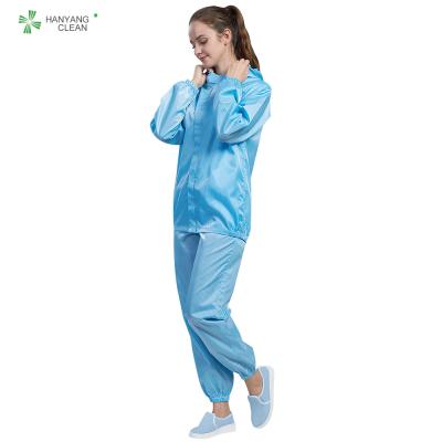 China 98% Polyester 2% Carbon Fiber Antistatic Hooded Coverall for Class 1000 Cleanroom 108gsm for sale