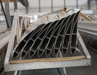 China Powder Painted / Anodized Industrial Fan Blade Profile / Industrial Cooling Blade for sale