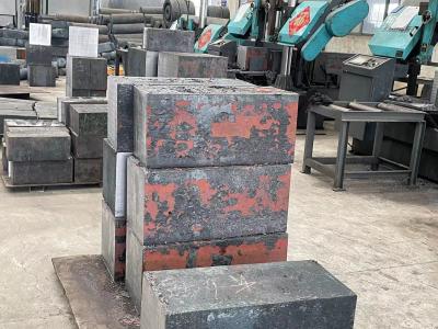 China 42CrNiMo Precision Free Forgings 42CrMo Excavator Breaker Hammers Forgings for sale