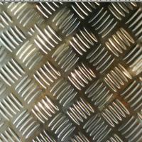 China Aluminum Checkered Plate 5052 6061 Diamond Pattern Anti-Slip Sheet 0.3-10mm Thick for sale