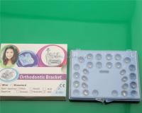 China Dental Area Ortho Clear Bracket Brace with MFDS Standard and Durable Sapphire Materials for sale
