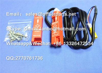 China 02067 5BE-M400-010 komori safety switch for L440 machine offset printing machine spare parts for sale