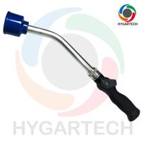 China Metal Watering Wand With Thumb Control Valve 2 Quot Face Aluminum Sprayhead For Easy Reach Comfortable Spraying for sale