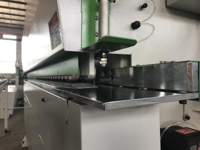 China 3.0 KW Motorpower Woodworking Cutting Machine Two Axis Precision CNC Router for Industrial Wood Processing Applications for sale