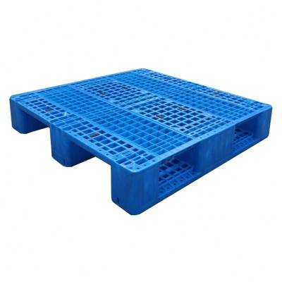 China Dynamic Load 1.5T Fumigated Plastic Pallet for Concrete Block Suppliers in 4-Way Entry for sale