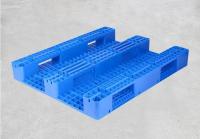 China Dynamic Load 1.5T Fumigated Plastic Pallet for Concrete Block Suppliers in 4-Way Entry for sale