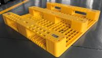 China Industry Pallet 1140x1140 Size Heavy Duty Plastic Pallet for Racking Yellow Color for sale