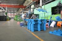 China High Density Polyethylene Grid Plastic Pallet for Light Duty Shipping Static Load 2T for sale