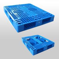 China HUADING 1300*1100mm Large Size Stacking Plastic Pallet High Load Capacity for Cold Storage for sale