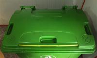 China 1100 Large Outdoor Hospital 4 Wheels Standing Plastic Trash Cans Professional Grade for sale