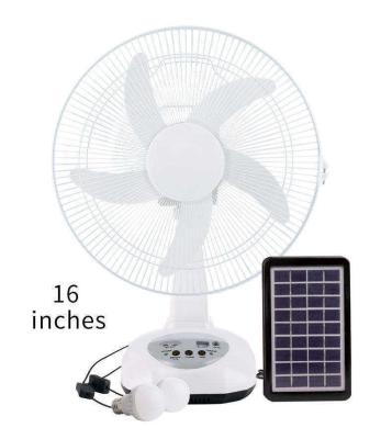 China 14 Inch 2 Speeds Solar Powered Oscillating Fan Solar Desk Fan With LED Light Bulbs for sale