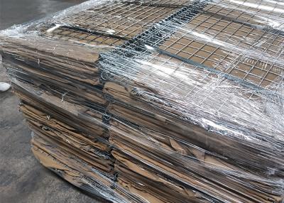 China Green Geotextile Effective Galfan Coated Defensive Barrier MIL 7 No Smell for sale
