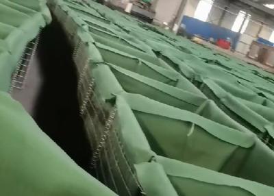 China 1.37m  Welded Army Hesco Barrier MIL 9 Recyclable Desert Color No Smell for sale