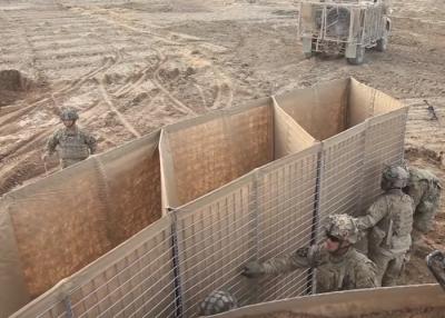 China SGS Environmental Friendly Hesco Containers Military Barrier Easy To Transport for sale