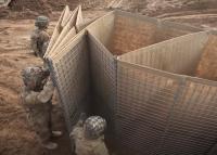 China SGS Environmental Friendly Hesco Containers Military Barrier Easy To Transport for sale