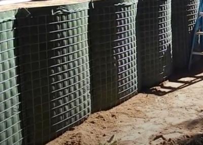 China Zinc - Aluminum Coated Geotextile Lined MIL 7 Hesco Barrier Wall antirust for sale