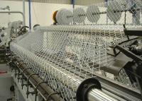 China Electro Galvanized 55*55mm Metal Mesh Fences Diamond Mesh Farm Chain Link Fence for sale