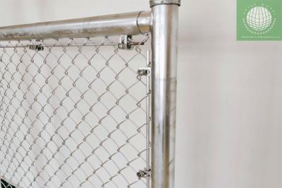 China 3.5mm SS Chain Link Fence , Hot Dipped Galvanized Diamond Wire Netting for sale