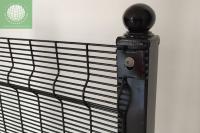 China 3.9mm 358 Welded Mesh Q195 Wire Chain Link Fence Security Fence for sale