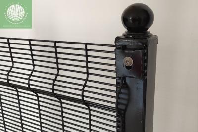 China 3.9mm 358 Welded Mesh Q195 Wire Chain Link Fence Security Fence for sale