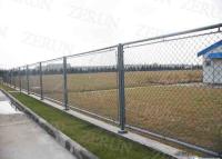 China 6ft Lowes Galvanized Steel Wire Mesh Diamond PVC Coated Cyclone Mesh Fencing for sale