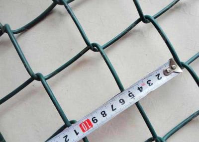 China 6ft Lowes Galvanized Steel Wire Mesh Diamond PVC Coated Cyclone Mesh Fencing for sale