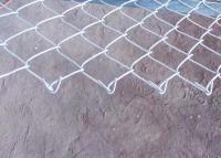 China 6ft Lowes Galvanized Steel Wire Mesh Diamond PVC Coated Cyclone Mesh Fencing for sale