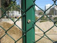 China 60*60mm Garden Metal Chain Link Fence Football Trellis Chain Link Fence for sale
