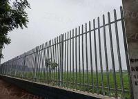 China Triple Pointed Green galvanised steel palisade fencing panels Hot Dipped for sale