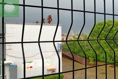 China PVC Coated 3D Galvanized Fence for sale