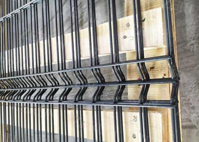 China Airport 3D Fence Panel Welded Wire Mesh Fencing Metal Security Fence Panels for sale