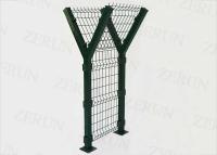 China Hot Dip Galvanized Airport Security Fence PVC Coated Welded 3D Wire Mesh for sale