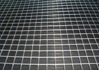 China 10 Gauge Galvanised Steel Mesh Rolls , PVC Coated Iron Welded Wire Fence Roll 1/2 Hole for sale