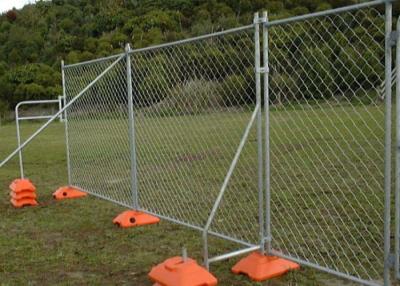 China Hot Dipped Galvanized Construction Chain Link Fence for sale