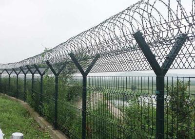 China Curved 3D Panels Coated Green 2500mm Metal Border Fence for sale