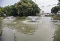 China Solar Water Aeration Equipment Fountain Aerator Floating Design for Water Purification for sale