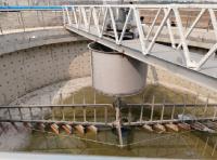 China Suspended Center Drive Mud Scraper System For Gravity Sludge Thickening Tanks for sale